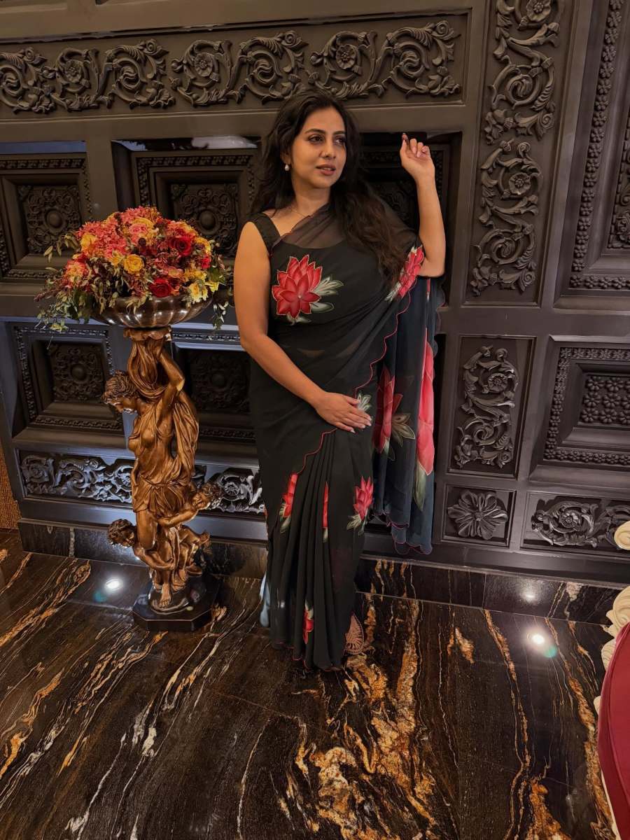 Anna Reshma Rajan Photos, Pictures & Anna Rajan Images - Kerala9.com
