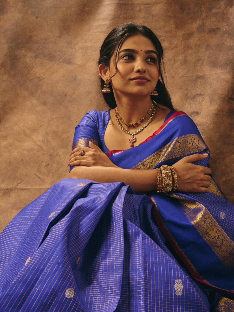 Mamitha Baiju Photos, Pictures And Mamitha Baiju HD Images - Kerala9.com