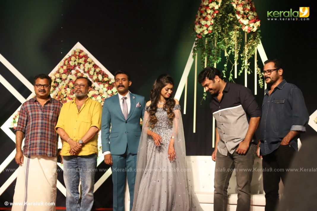 Harisree Ashokan Son Wedding Reception Photos - Kerala9.com