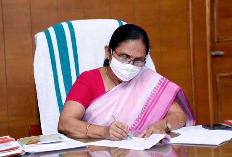 Health Minister K K Shailaja at the quarantine - Kerala9.com