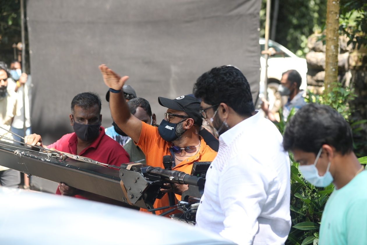 Kaduva Movie Stills, Posters And Location Photos - Kerala9.com