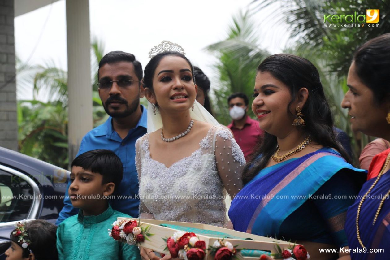 Actress Alice Christy Wedding Photos - Kerala9.com