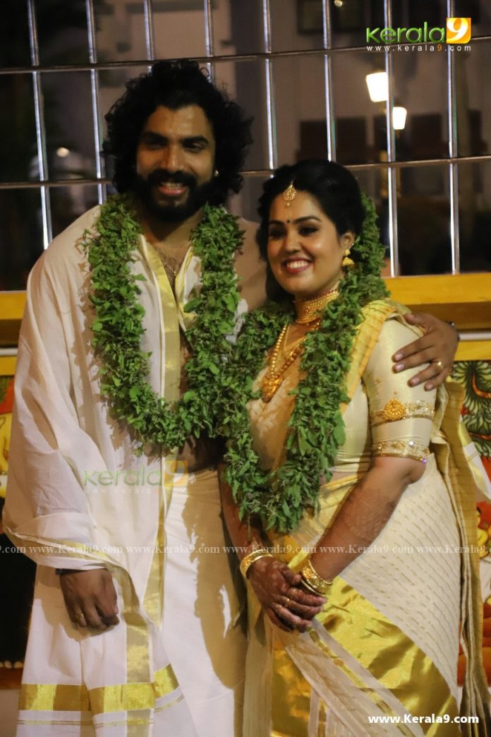 Anoop Krishnan Wedding Photos - Kerala9.com
