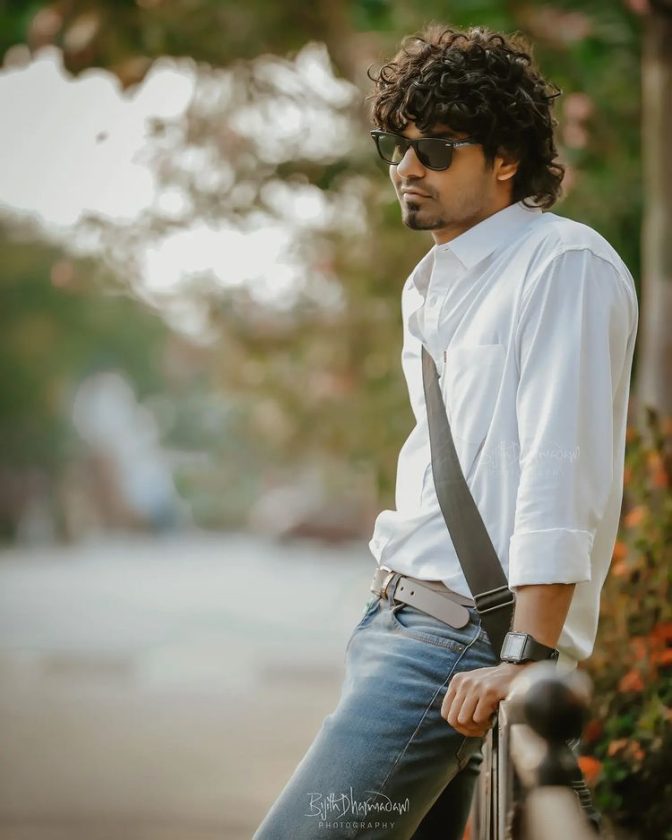 Hridayam Movie Stills, Photos and Hridayam HD Posters - Kerala9.com