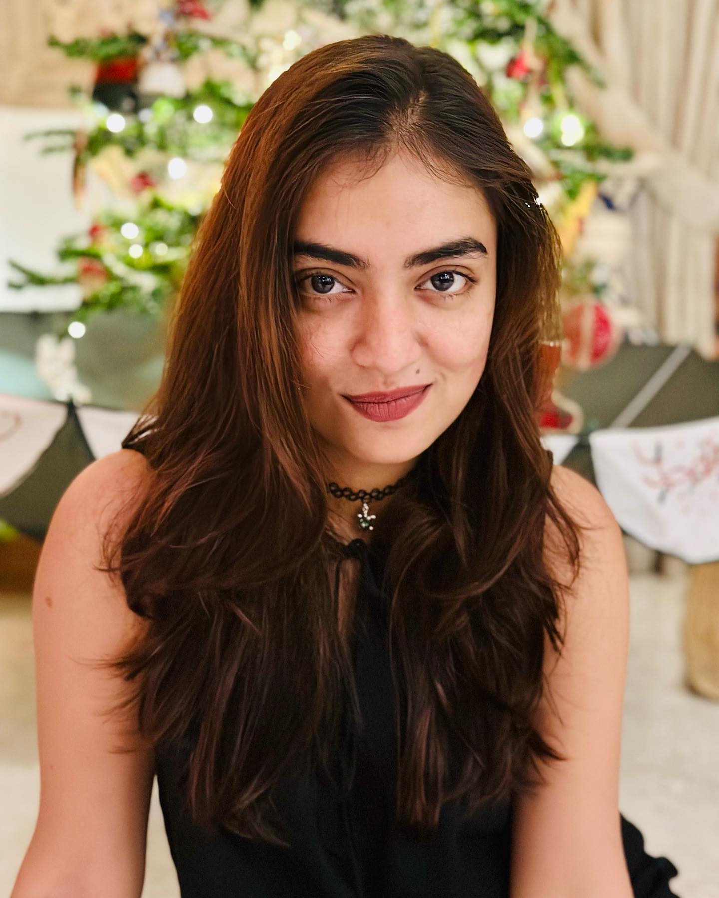 Nazriya Nazim In Black Sleeveless Outfit Photos 002 Kerala9
