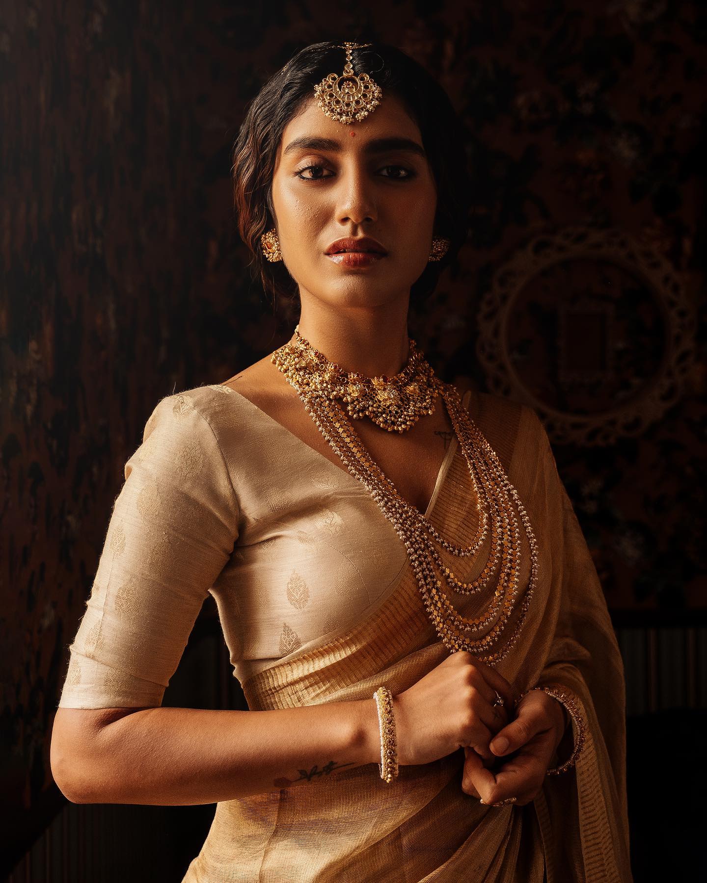 Priya Prakash Varrier In Hindu Bride Look Photos 002 - Kerala9.com Priya Prakash Varrier In Hindu Bride Look Photos 002 - Kerala9.com