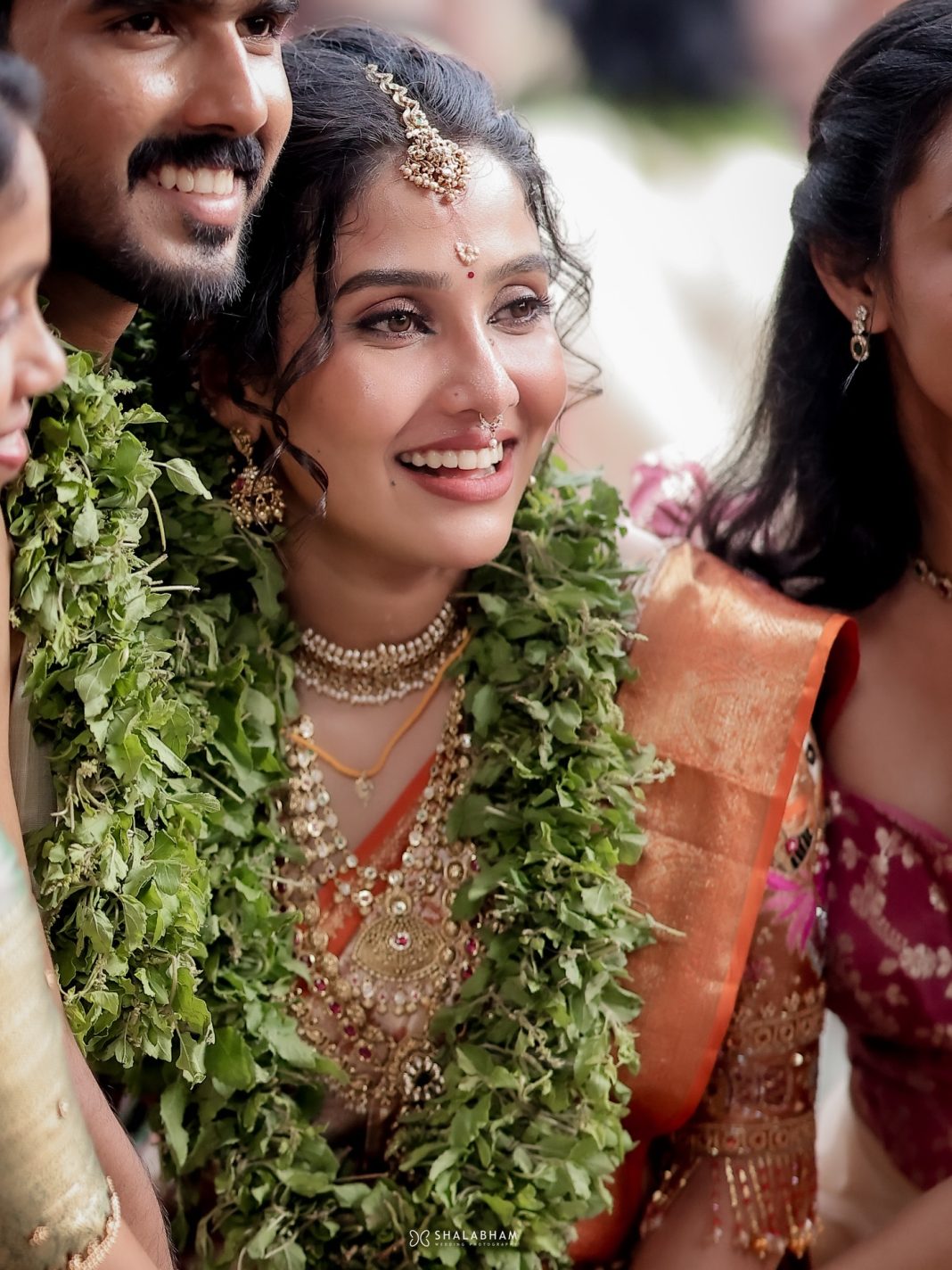 Malayalam Beauty Vlogger Glamy Ganga Ties the Knot with Vishnu at ...